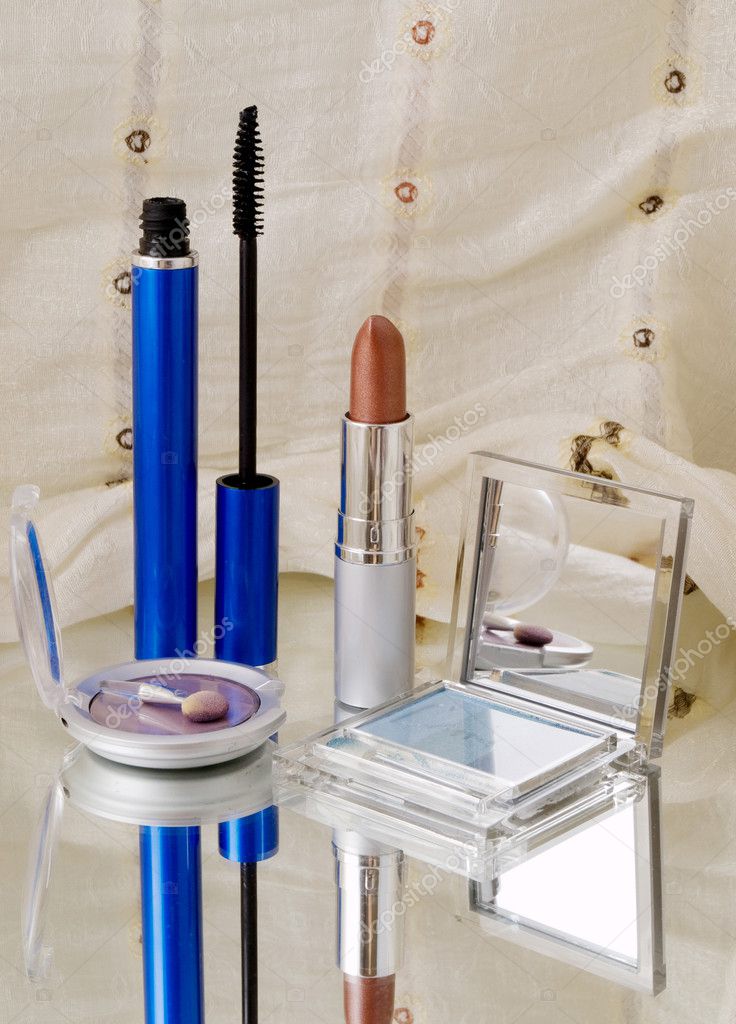 Cosmetics on the mirror Stock Photo by ©fimkajane 1142996