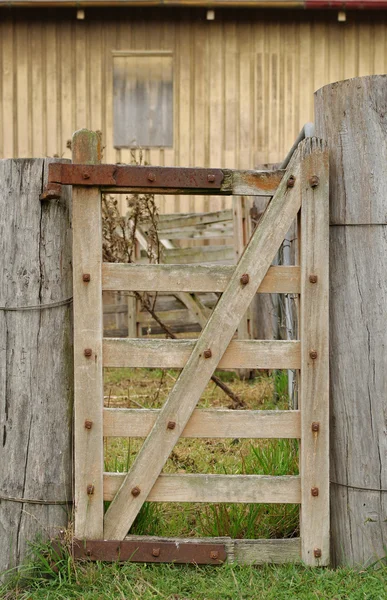 Farm gate Stock Photos, Royalty Free Farm gate Images | Depositphotos