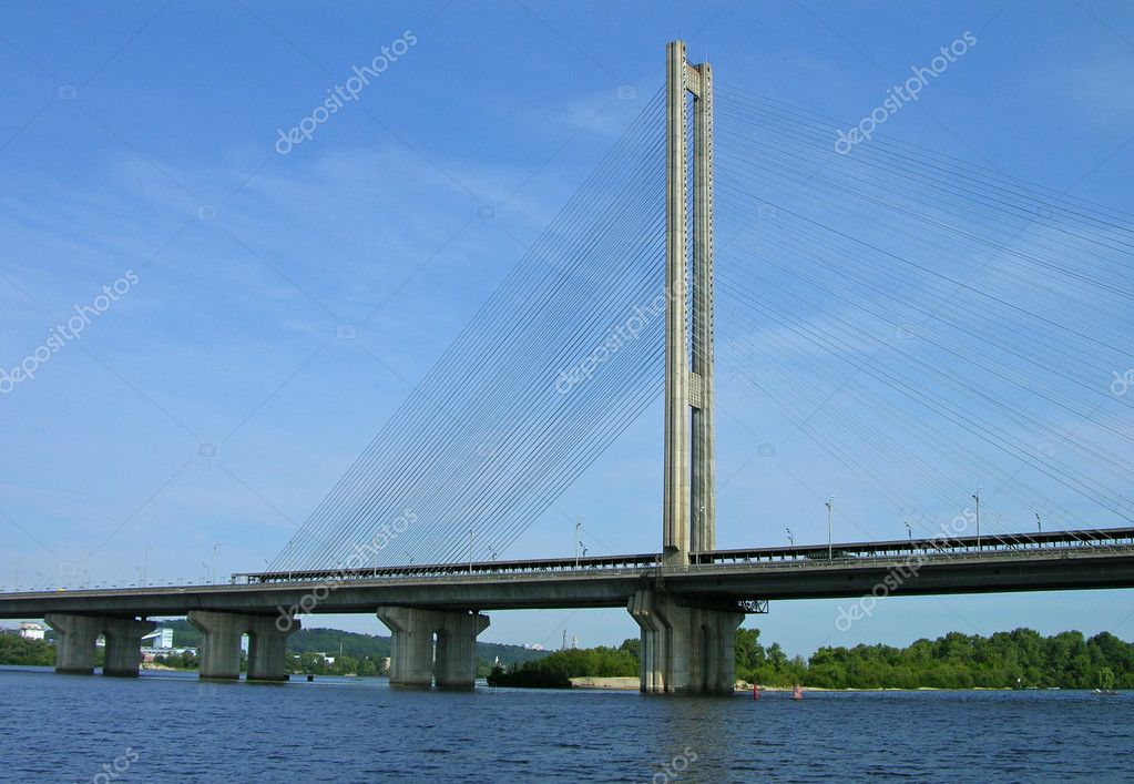 South Bridge, Kiev, Ukraine — Stock Photo © karnizz #1188615