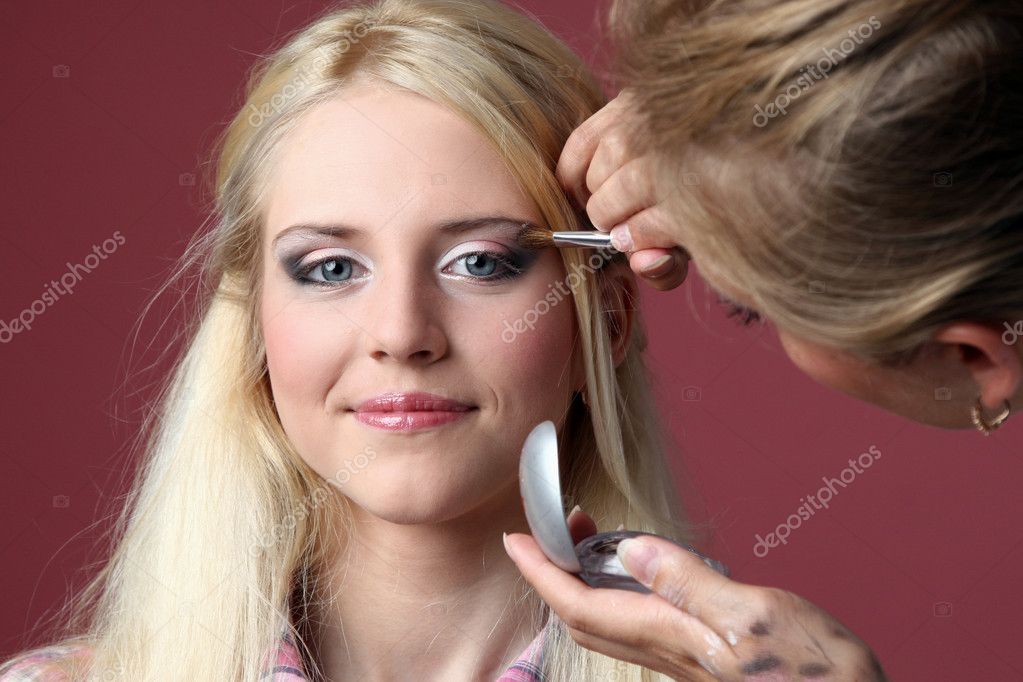 Makeup artist doing make-up — Stock Photo © vitcom #1980234