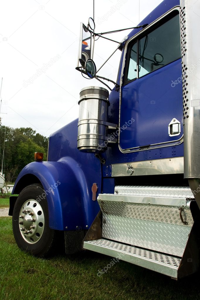 Blue truck cab Stock Photo by ©bobhackett 2079923
