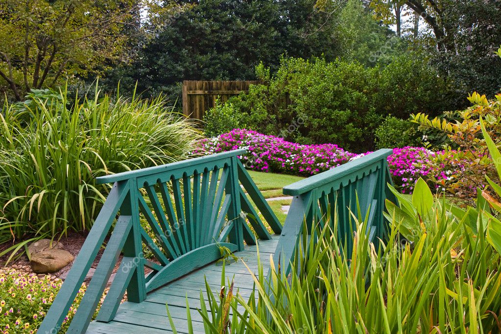 Garden Bridge — Stock Photo © dbvirago #2061376